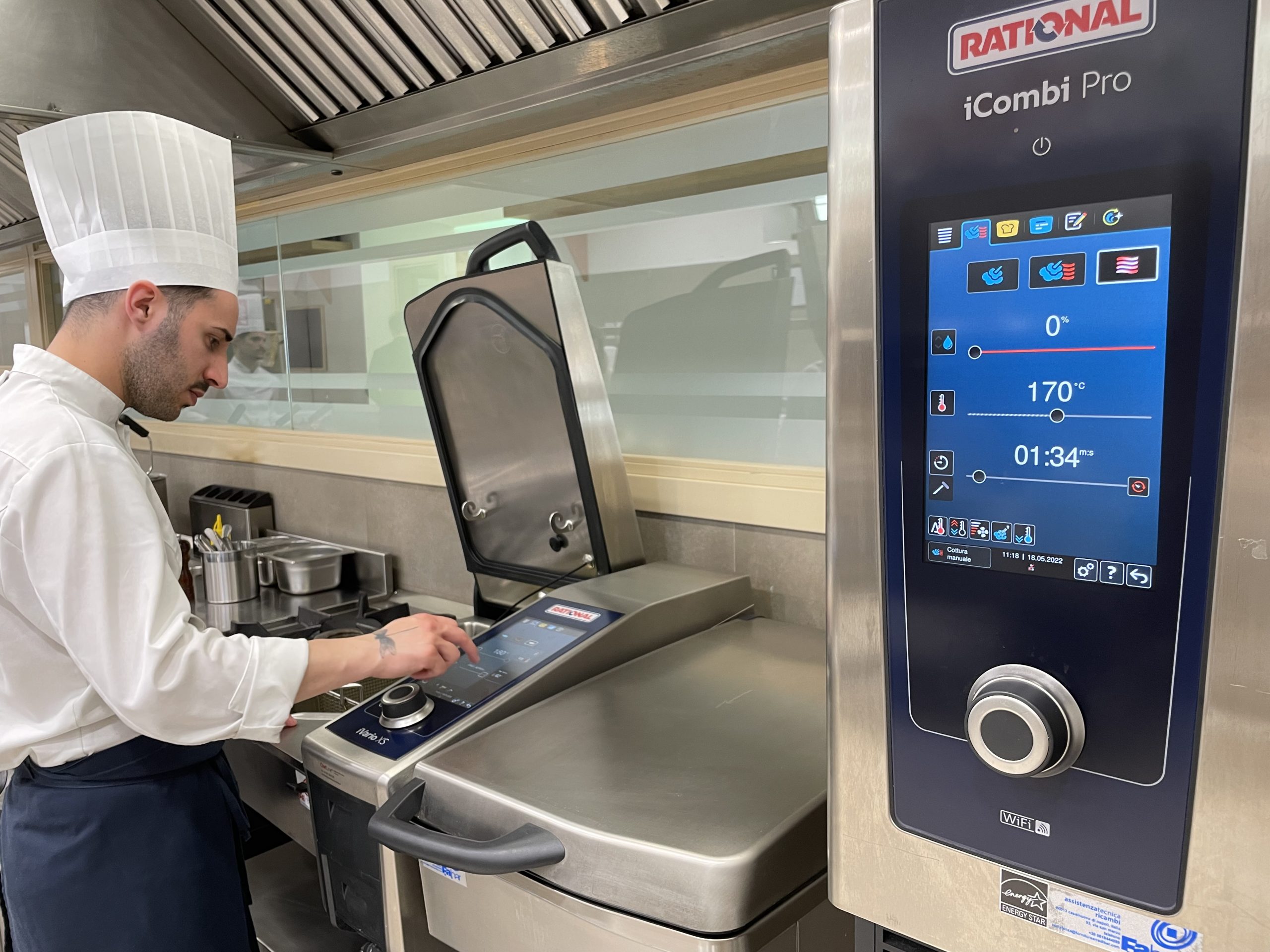 iCombi Pro | La storia della famiglia Esposito comincia a inizio ‘900